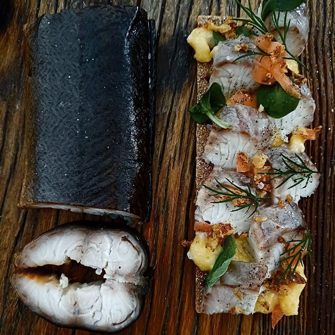 Köp rom och kaviar samt vildfångad fisk hos Swedish Wild